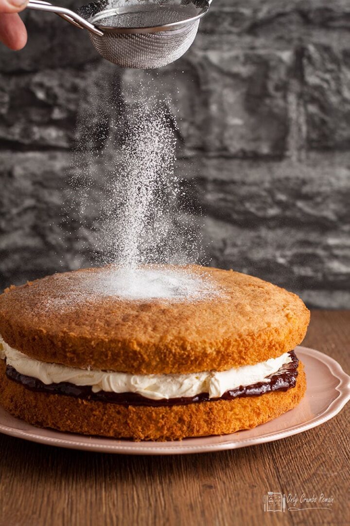 How to make the Perfect Victoria Sandwich | Only Crumbs Remain