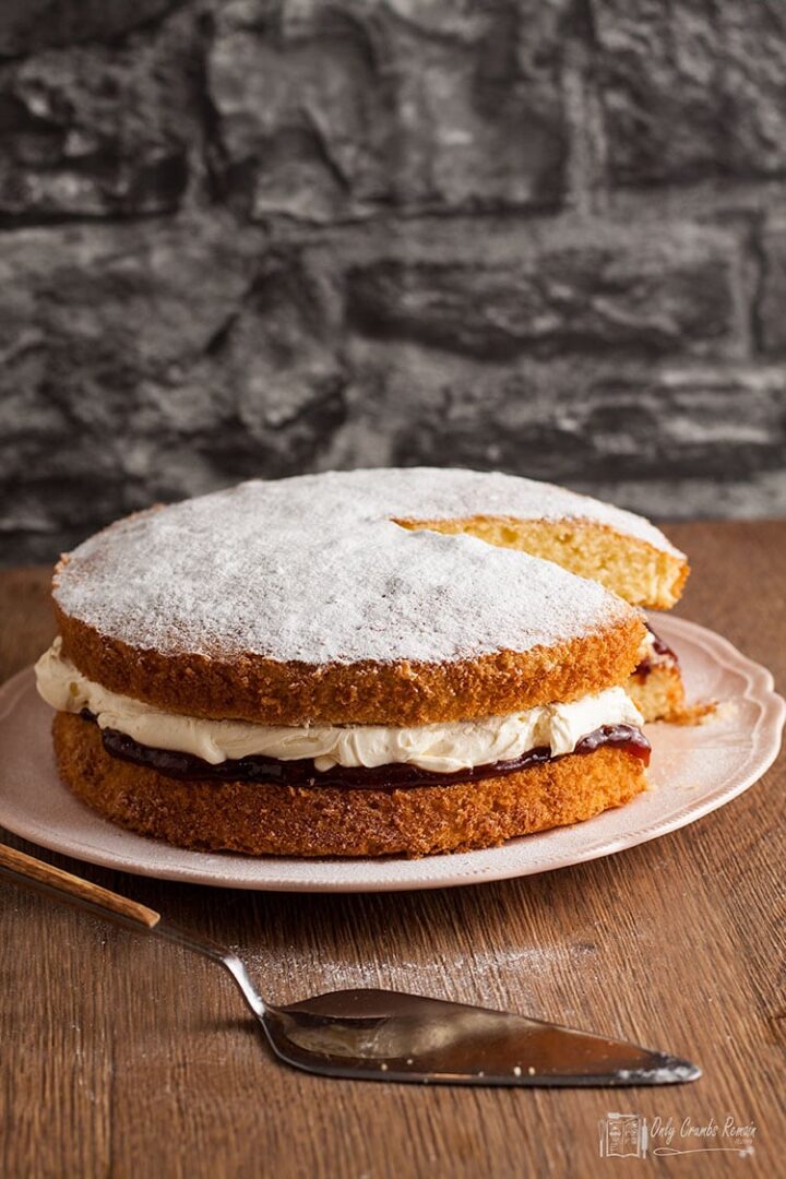 How to make the Perfect Victoria Sandwich | Only Crumbs Remain