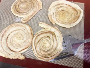 Arlettes | Only Crumbs Remain