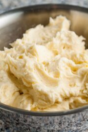 How to Make Perfect Vanilla Buttercream | Only Crumbs Remain